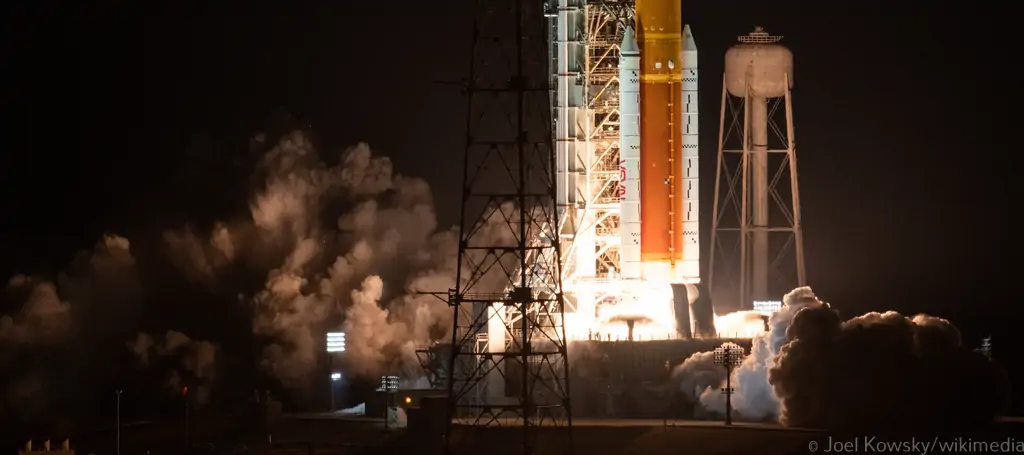 US Authorities to Delay Space Launches to Avoid Air Traffic Disruptions