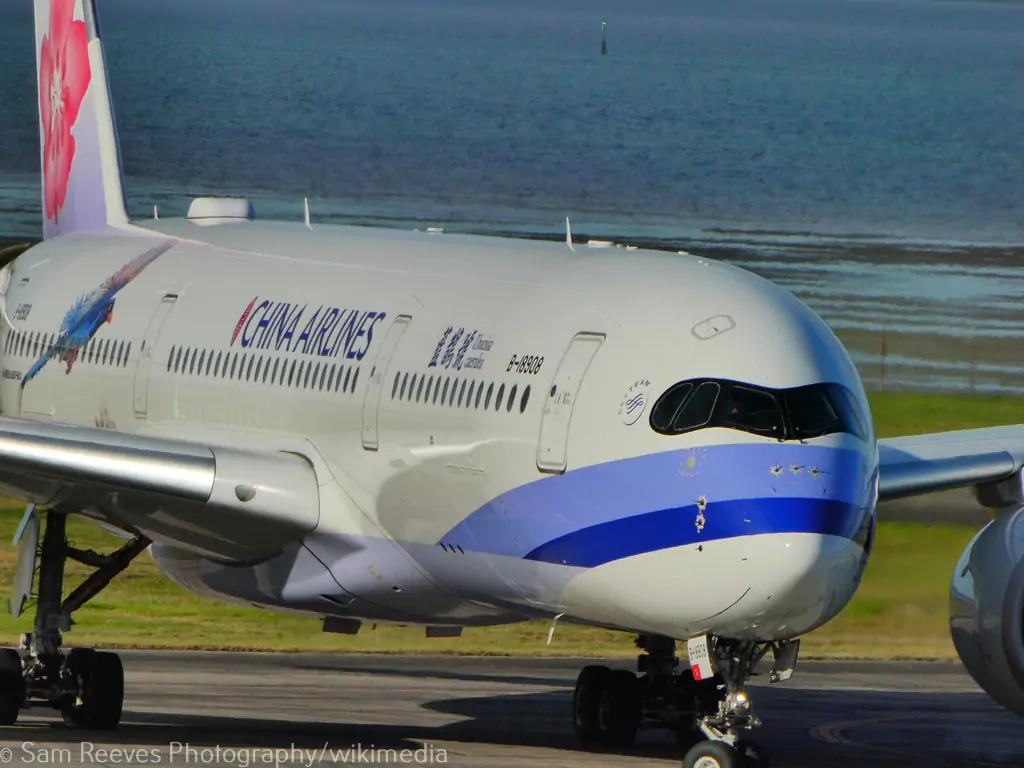China Airlines Confirms Eight B787 Dreamliners Order