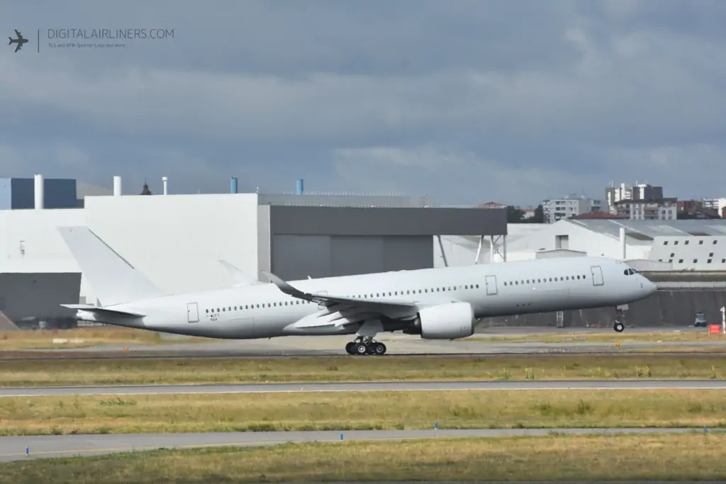 Air India’s First Airbus A350-900 Sets Off on its Maiden Test Flight