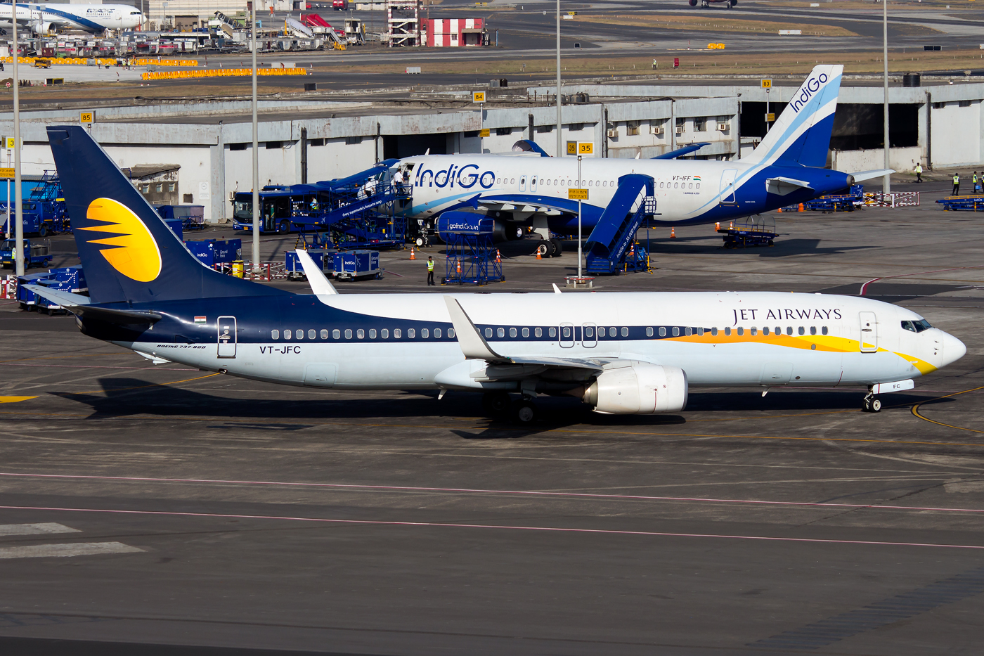 IndiGo and Air India's Airport Services Innovations