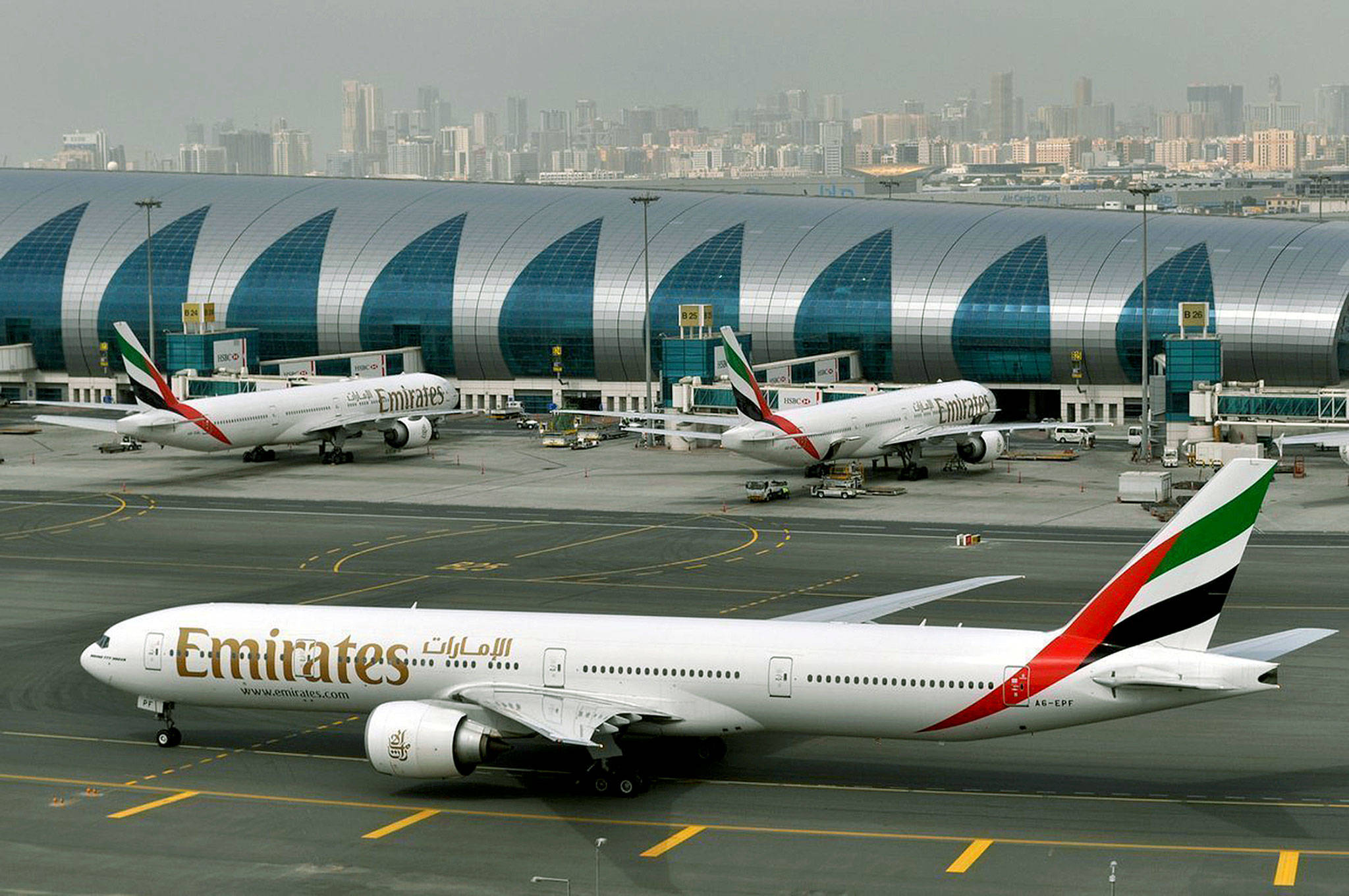 Are Rolls-Royce's Jet Engines Up to Par? Emirates President Tim Clark ...